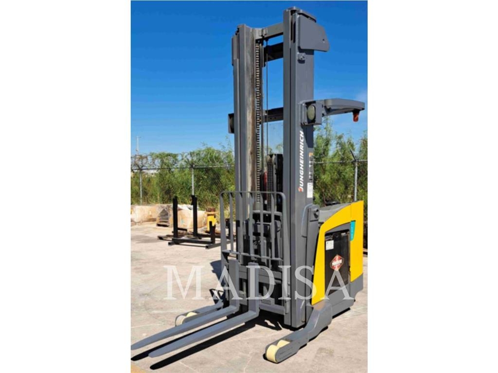 CAT LIFT TRUCKS ETR345A - Electric Forklifts - Material Handling ...
