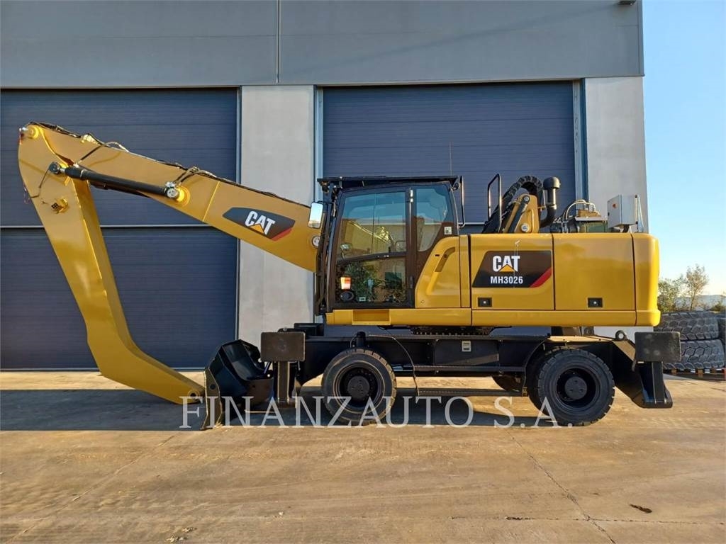 2017 CAT MH3026 For Sale - 196,302 USD | Cat Used