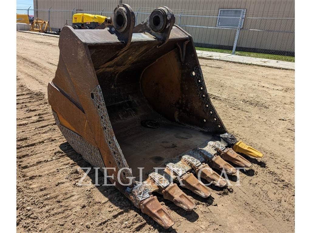CAT TB LINK EXCAVATOR BUCKET 67 SEVERE DUTY