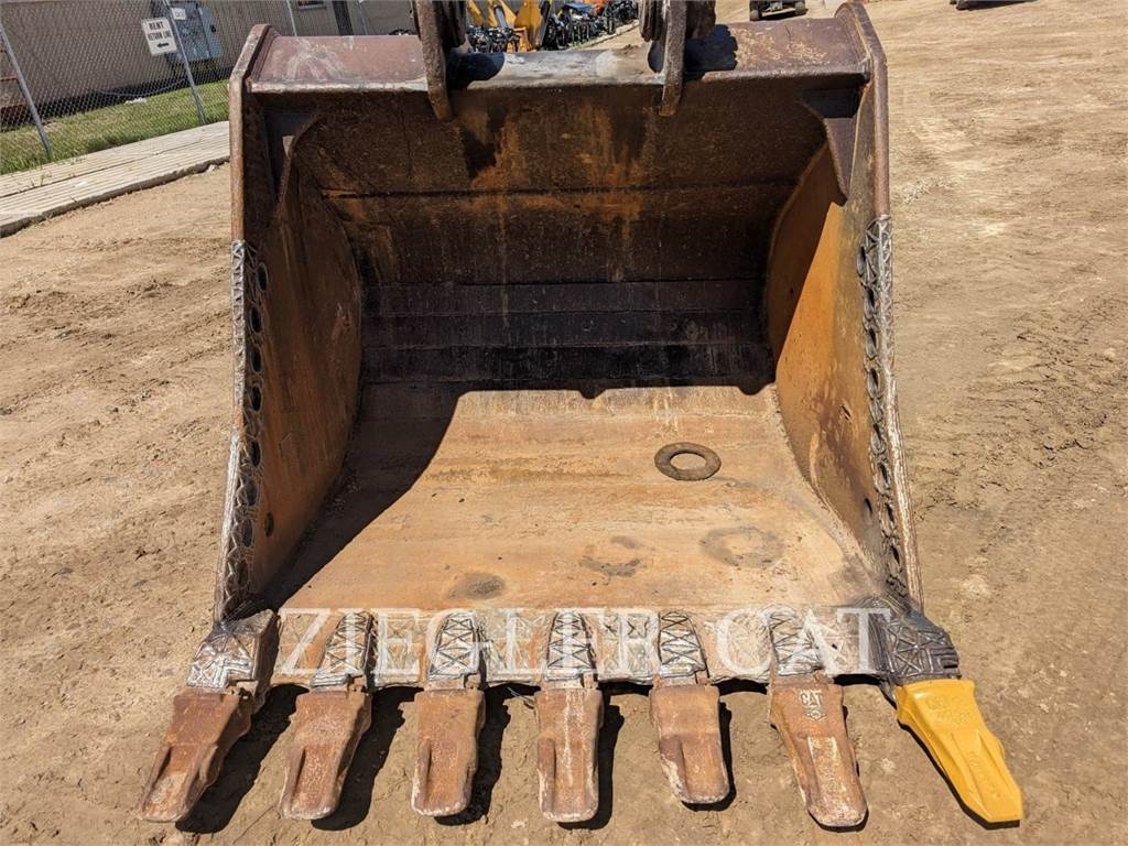 CAT TB LINK EXCAVATOR BUCKET 67 SEVERE DUTY