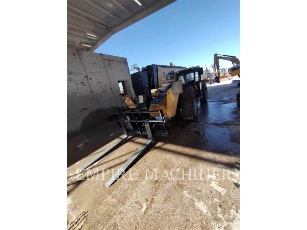 CAT TL1055D - chargeur à bras télescopique - Équipement De Construction ...