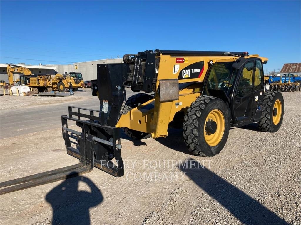 CAT TL1055D - chargeur à bras télescopique - Équipement De Construction ...