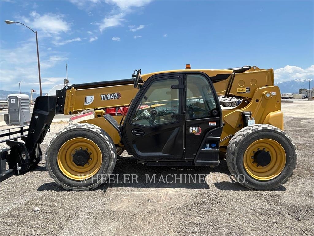 2023 CAT TL943 CB For Sale - 196,000 USD | Cat Used