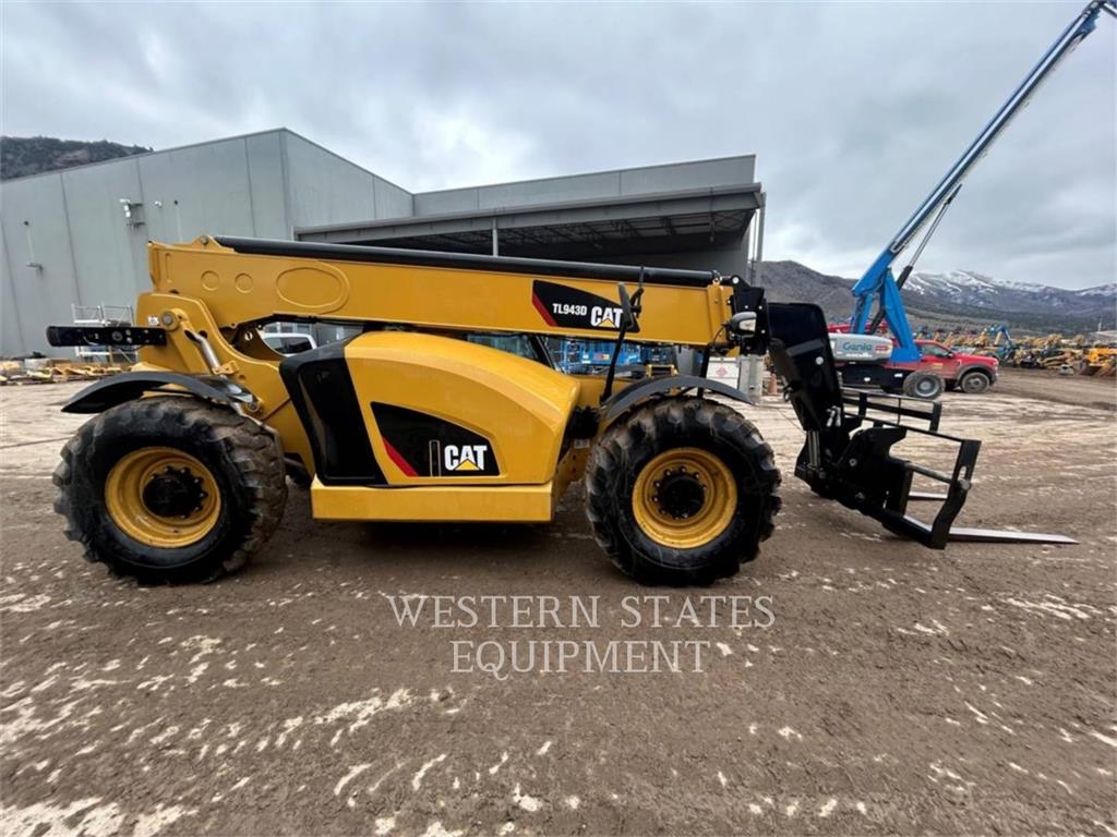 CAT TL943D - manipuladores telescópicos - Construcción - CATERPILLAR ...