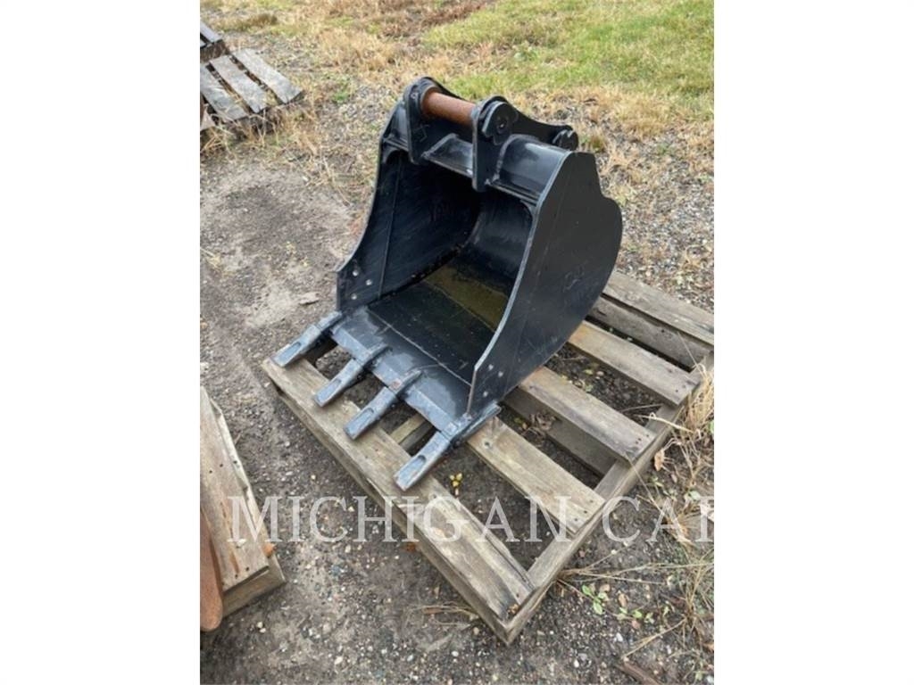 CAT WORK TOOLS (NON-SERIALIZED) 5TON 24 HDBKT