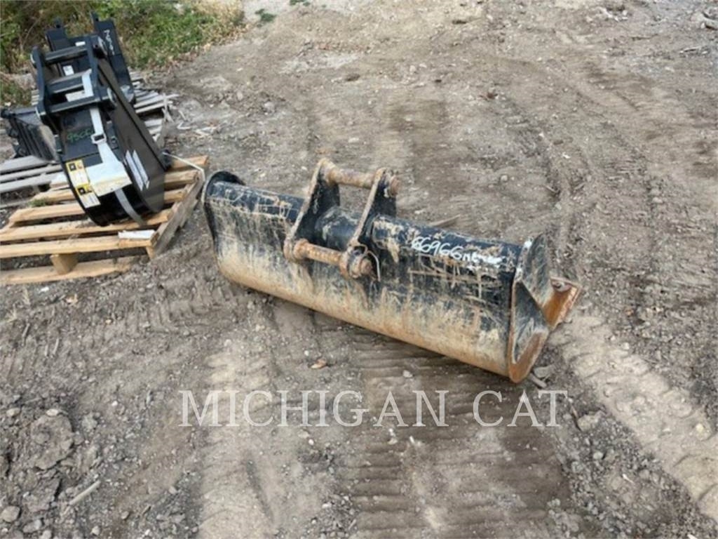 CAT WORK TOOLS (NON-SERIALIZED) 7TON 48 DCBKT - herramienta: cucharón ...