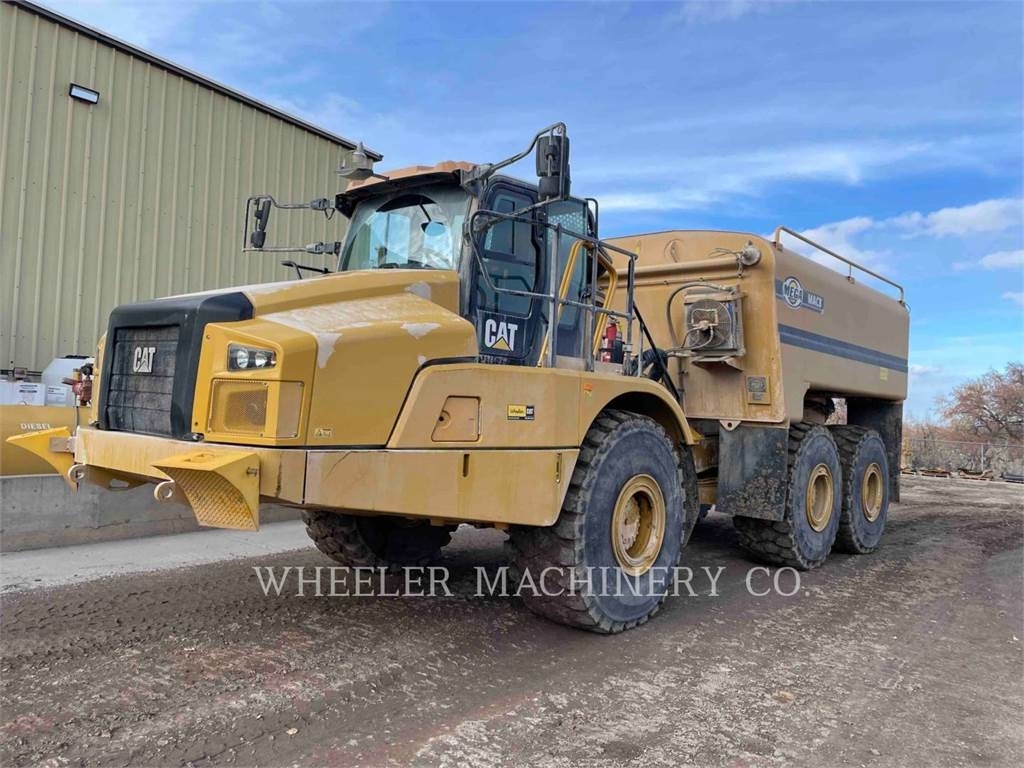 CAT WT 740 GC - camiones de agua - Transporte - CATERPILLAR WORLDWIDE