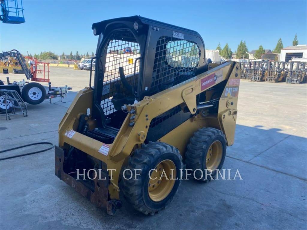 Caterpillar 226 HF - Minicargadoras - Construcción - CATERPILLAR WORLDWIDE