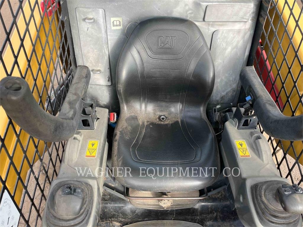 Caterpillar 236D HF - Mini incarcator - Constructii - CATERPILLAR WORLDWIDE