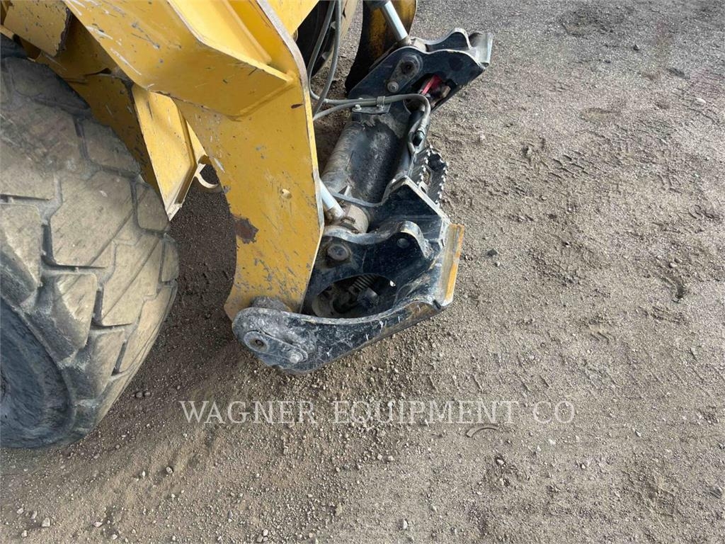 Caterpillar 236D HF - Mini incarcator - Constructii - CATERPILLAR WORLDWIDE