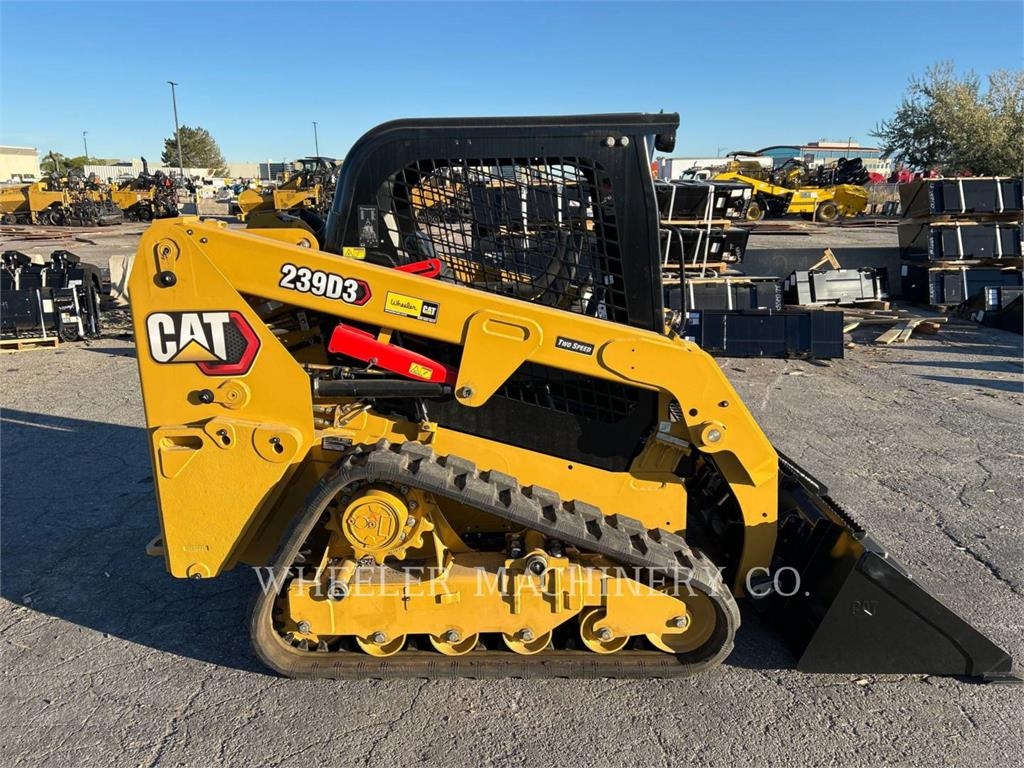 Caterpillar 239D3 C1H2
