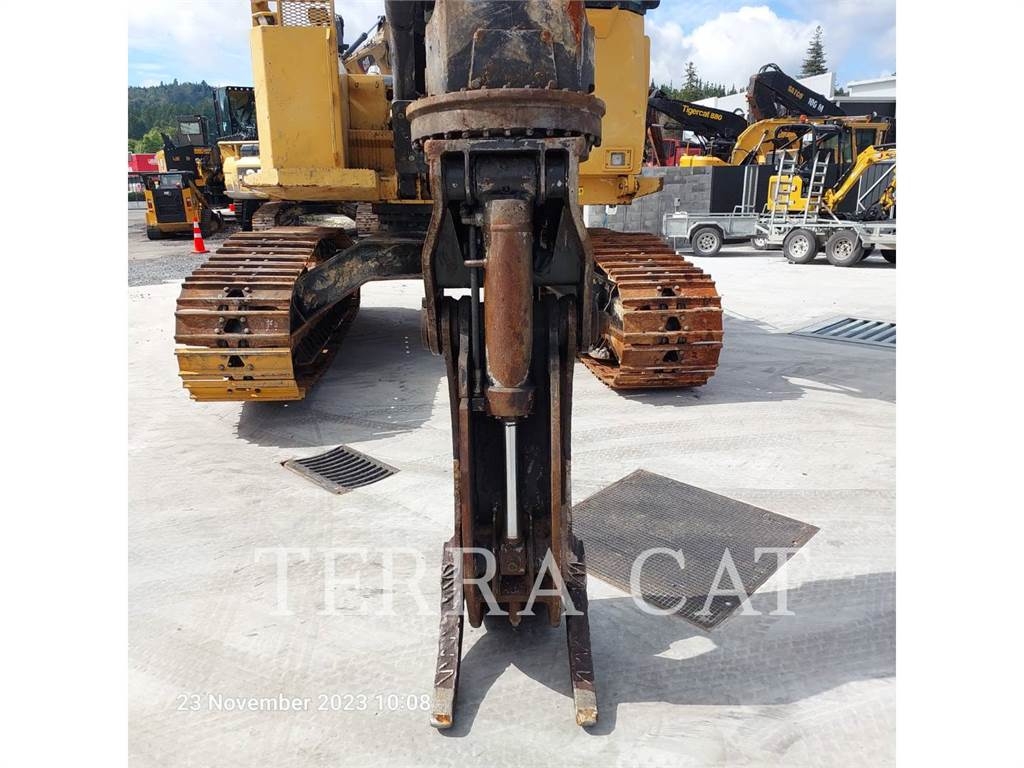 Caterpillar 324DFMLL - Forstanhänger/Rückewagen - Forstmaschinen - CATERPILLAR WORLDWIDE