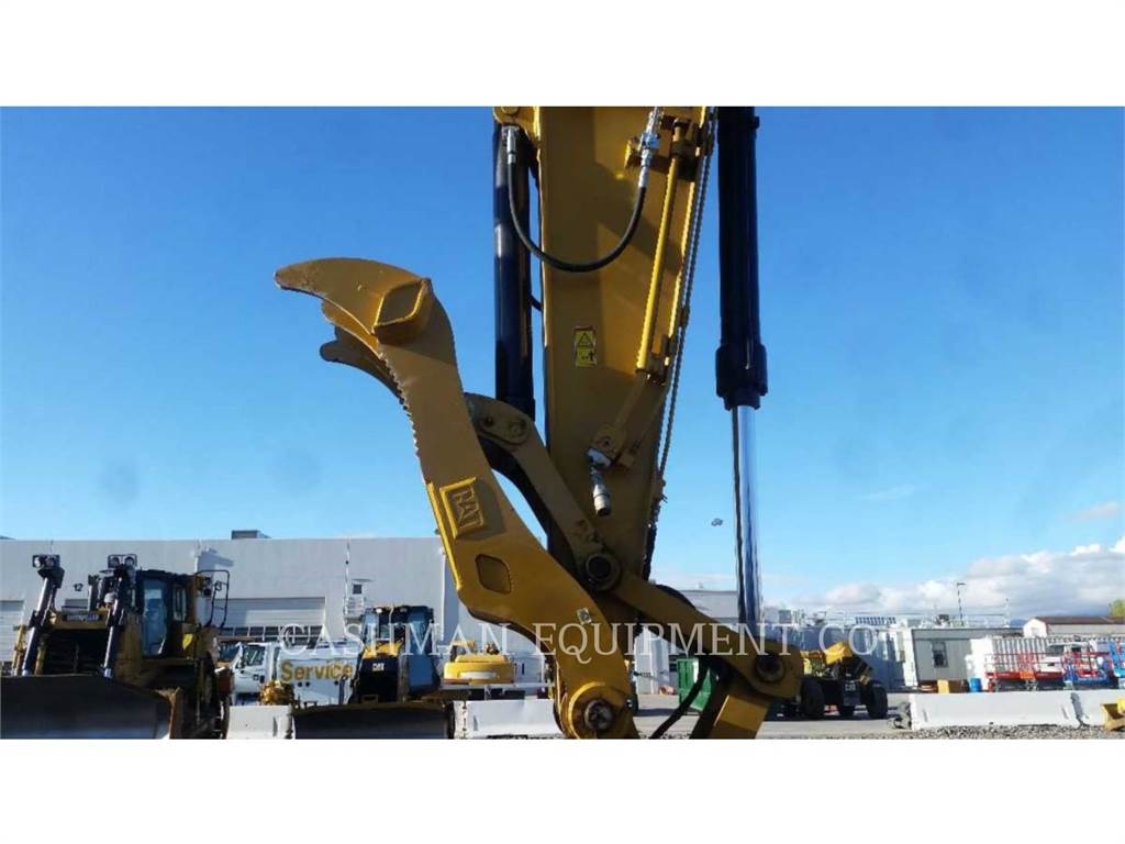 caterpillar-330-thumb-for-sale-4-500-usd-cat-used