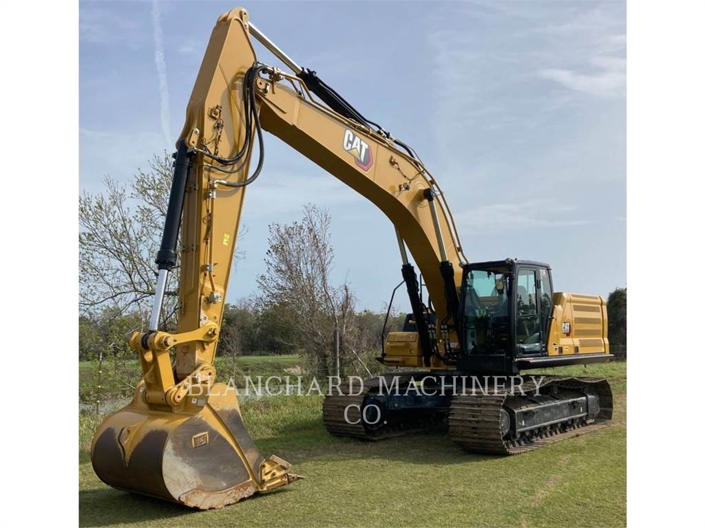 Trackhoes & Excavators For Sale | Ritchie List