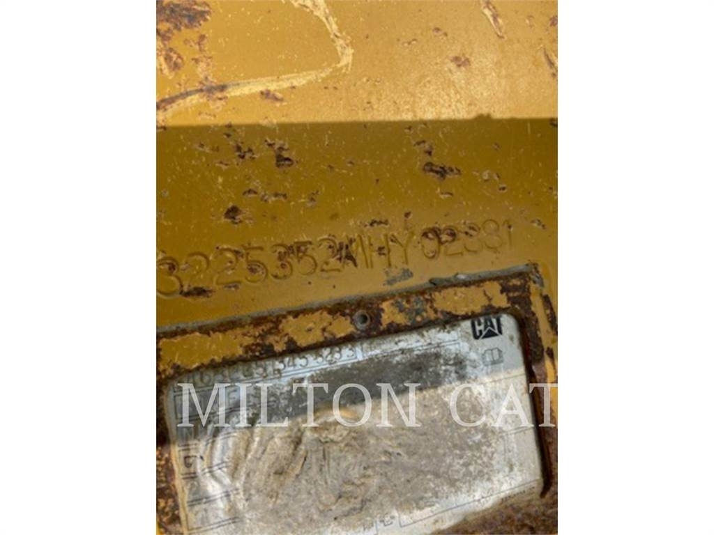 2017 Caterpillar 349 BUCKET 55IN For Sale - 17,000 USD | Cat Used