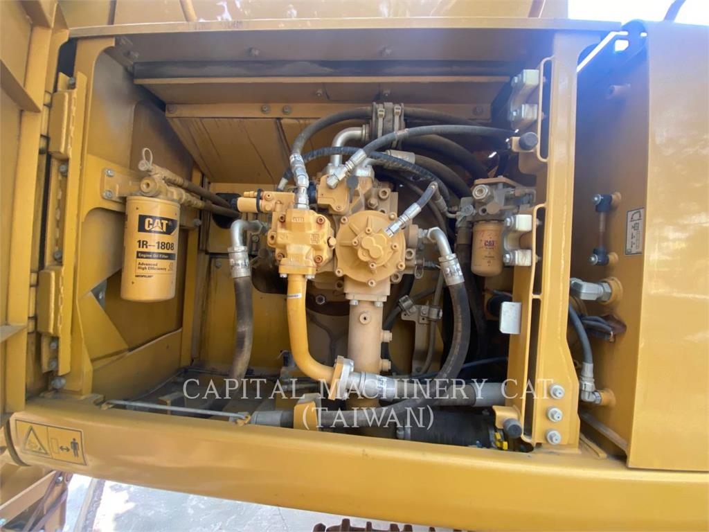 2018 Caterpillar 349D2L For Sale - 206,300 USD | Cat Used
