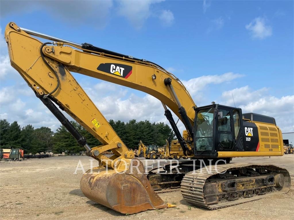 2017 Caterpillar 352F For Sale - 242,500 USD | Cat Used