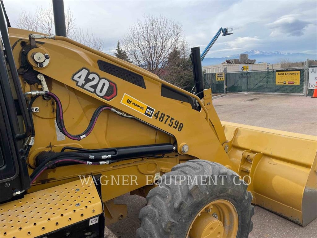 Caterpillar 420