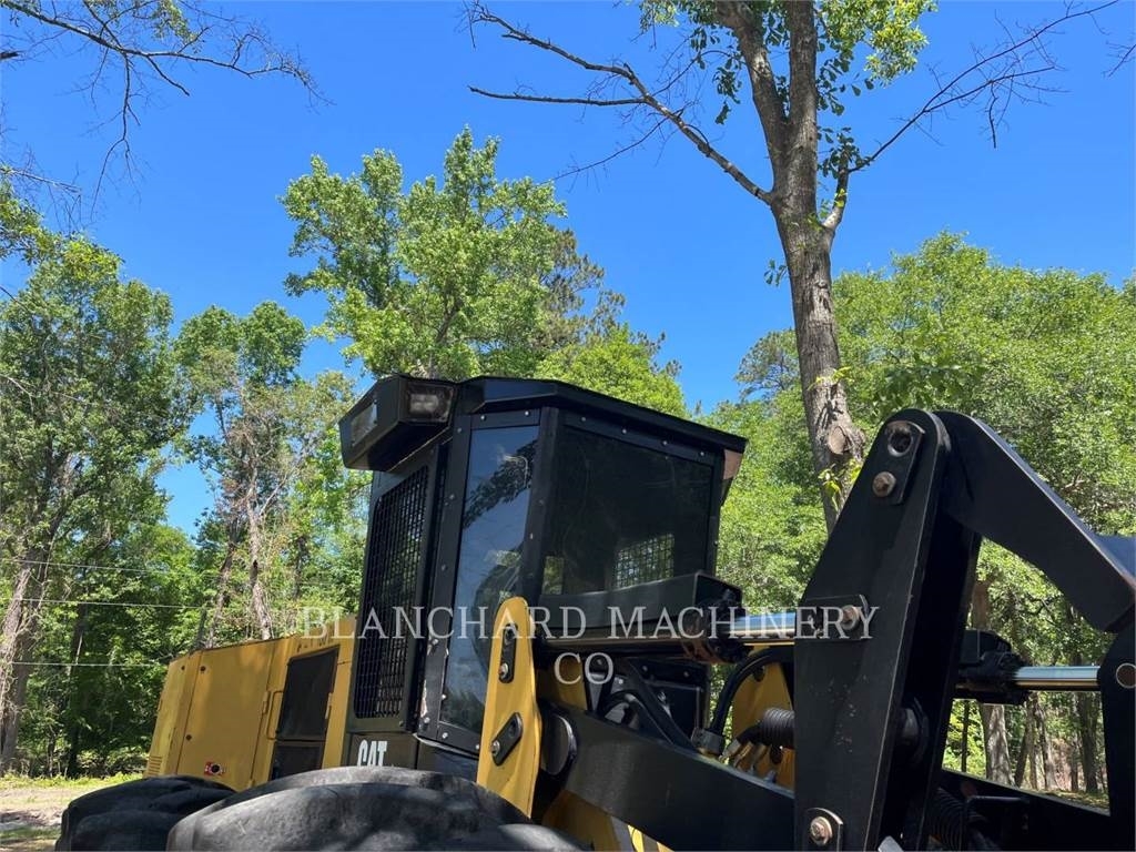 Caterpillar 553C - Feller Bunchers - Forestry Equipment - CATERPILLAR ...