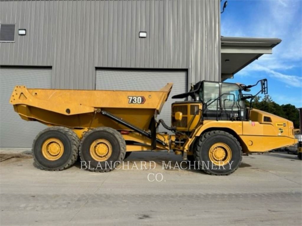 Caterpillar 730