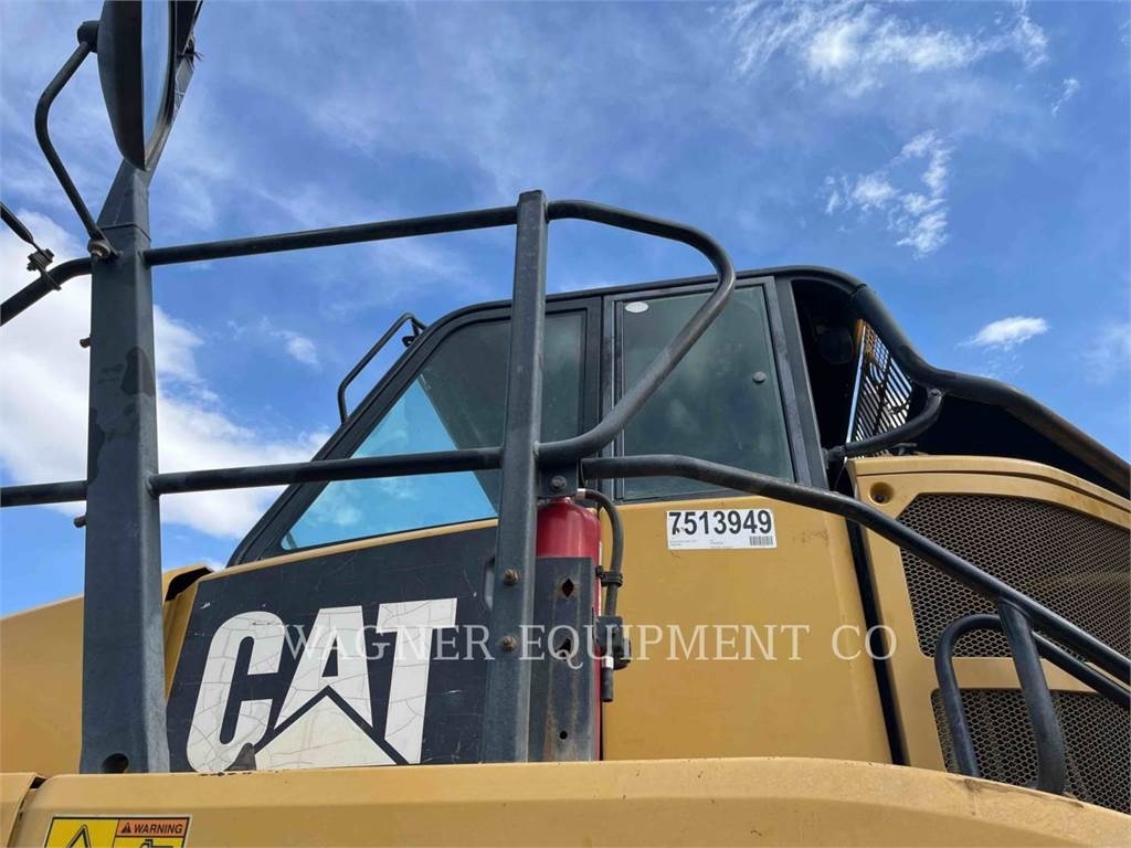 Caterpillar 740B WT - Vattentankbilar - Bygg-Och Minnutrustning ...