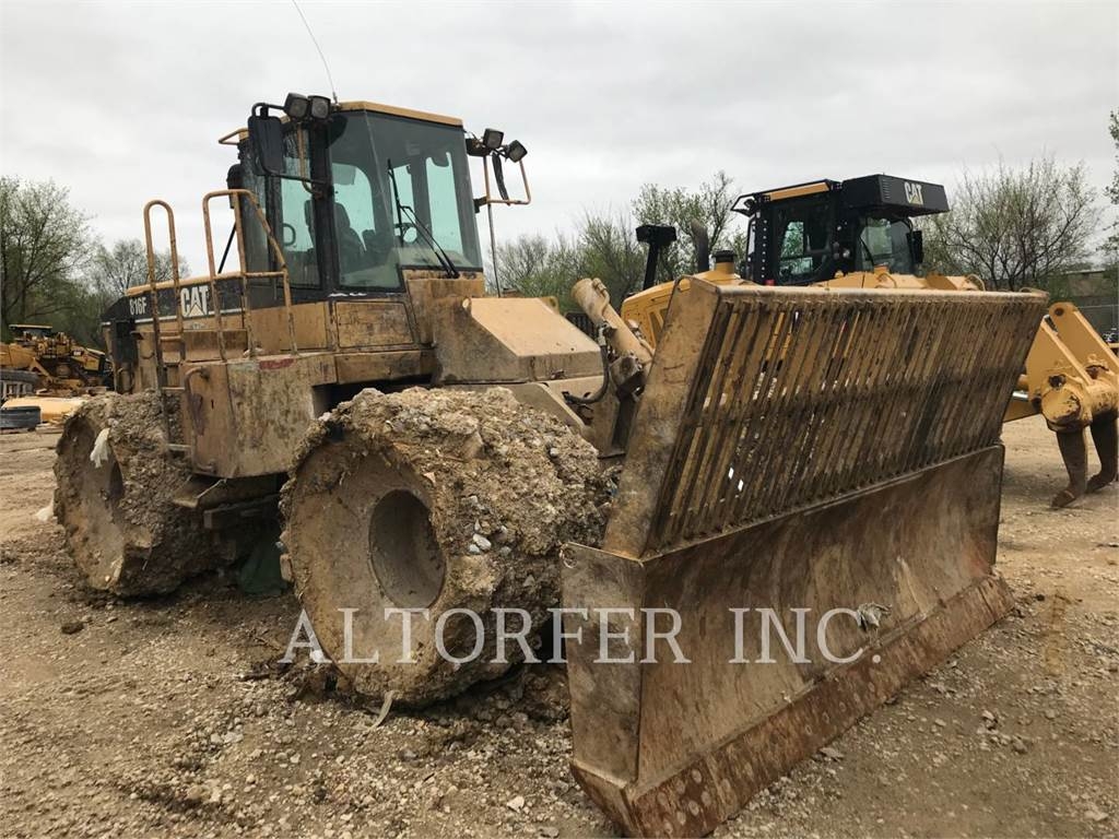 Caterpillar 816F - Dozers - Construction - CATERPILLAR WORLDWIDE