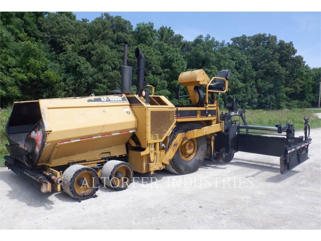 Used Asphalt Pavers For Sale - Used Paving Machines | Cat Used