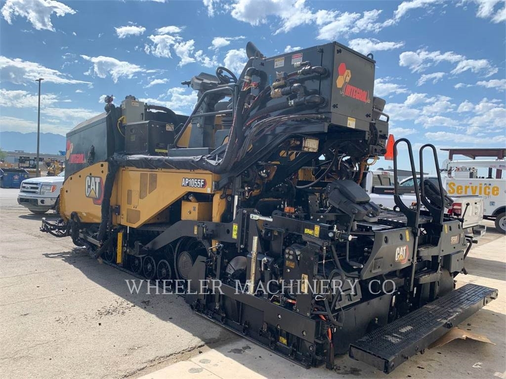 Used Asphalt Pavers For Sale - Used Paving Machines | Cat Used
