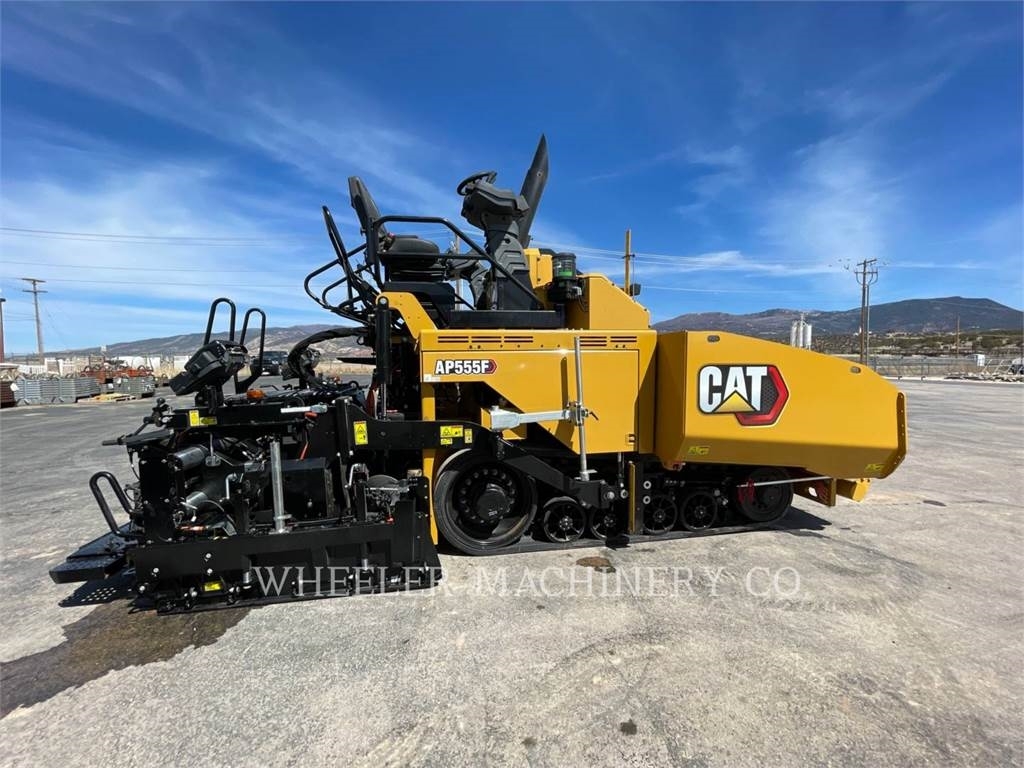 Used Asphalt Pavers For Sale - Used Paving Machines | Cat Used