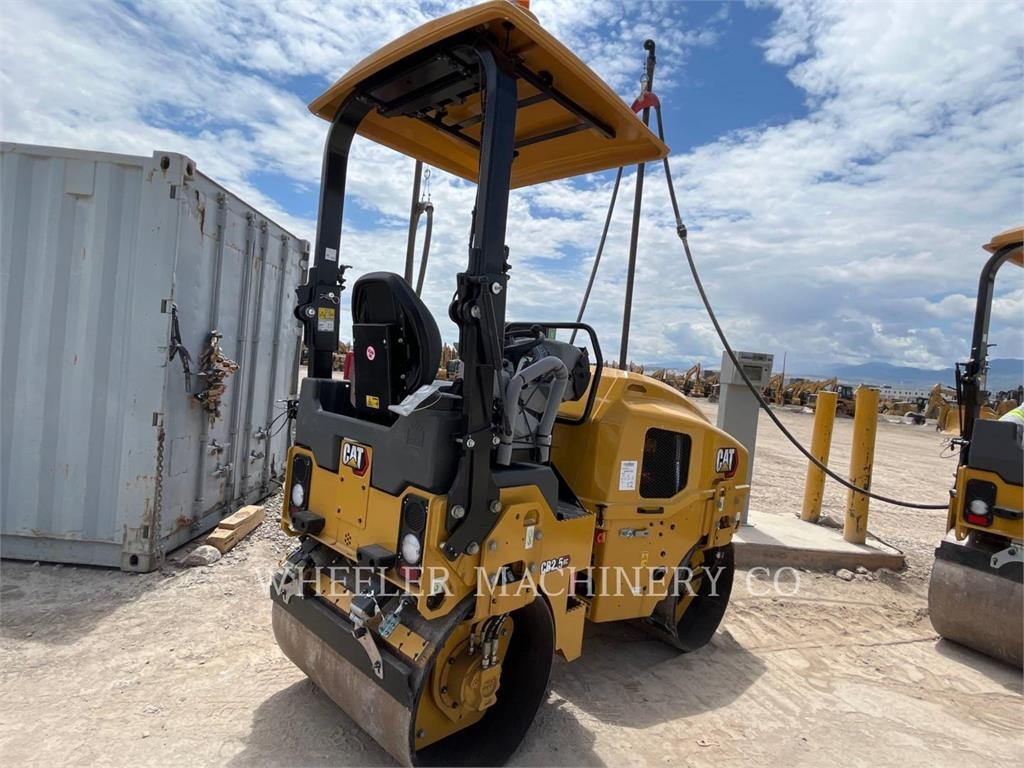 Caterpillar CB2.5 GC - Cilindros Compactadores tandem - Equipamentos ...