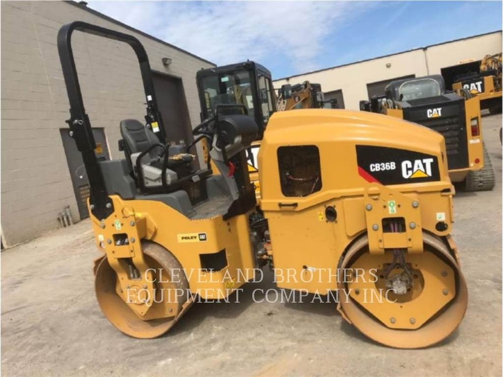 Caterpillar CB36B - Compactadores - Construcción - CATERPILLAR WORLDWIDE
