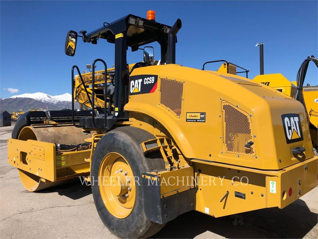 Used Single Drum Rollers & Compactors For Sale | Cat Used