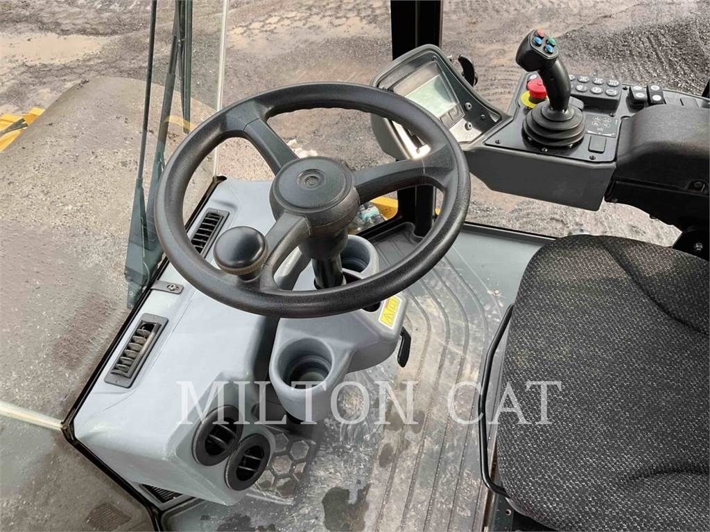 2019 Caterpillar CS56B For Sale - 192,857 USD | Cat Used