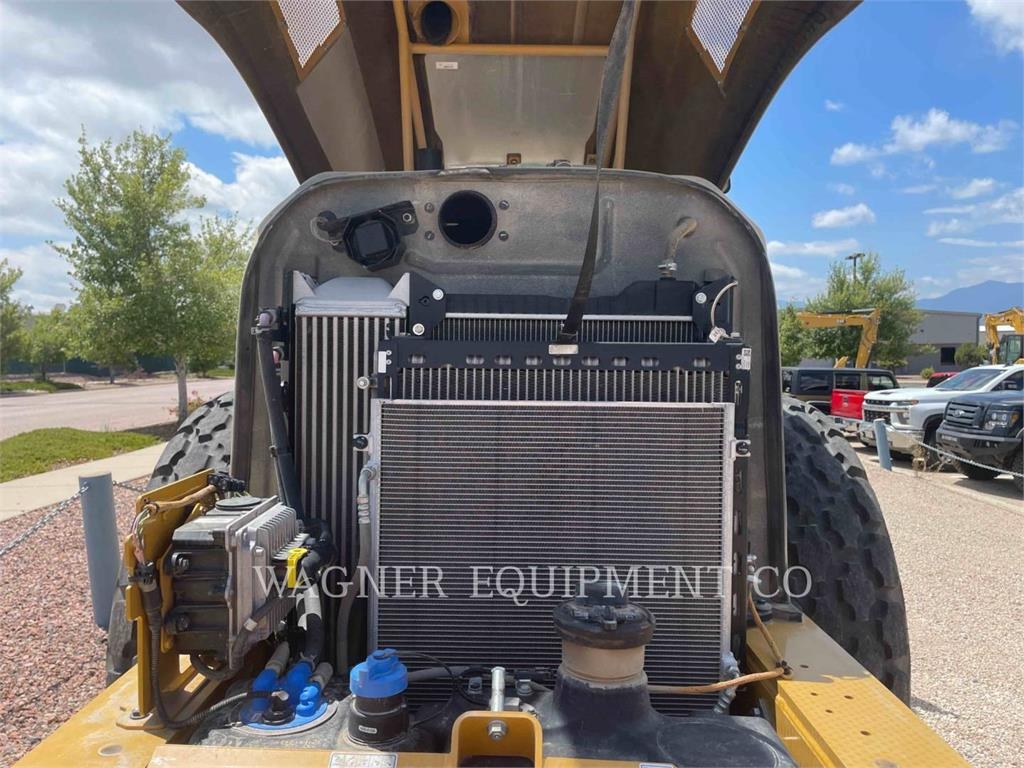 2022 Caterpillar CS74 For Sale - 316,780 USD | Cat Used