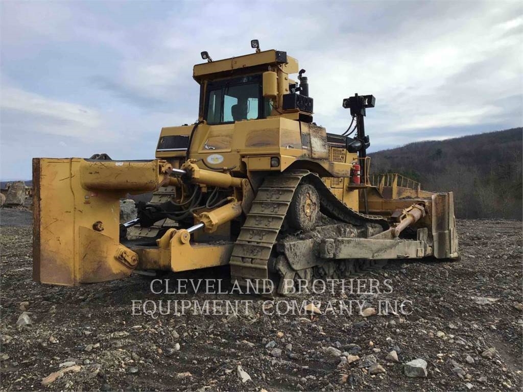 Caterpillar D10T