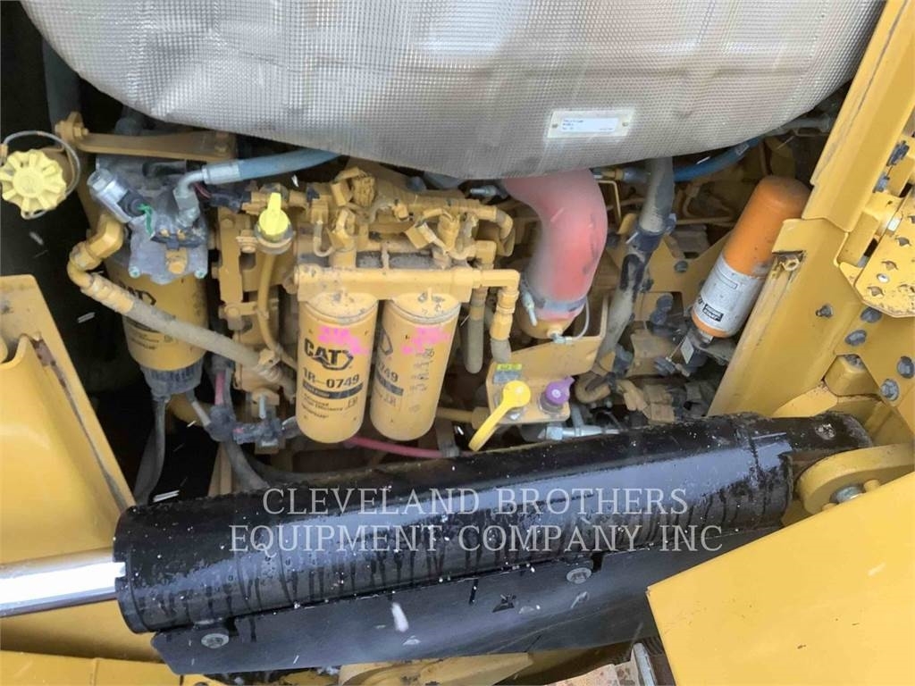 Caterpillar D6 LGP