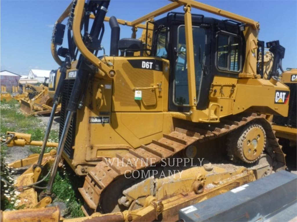 Caterpillar D6T - Dozers - Construction - CATERPILLAR WORLDWIDE