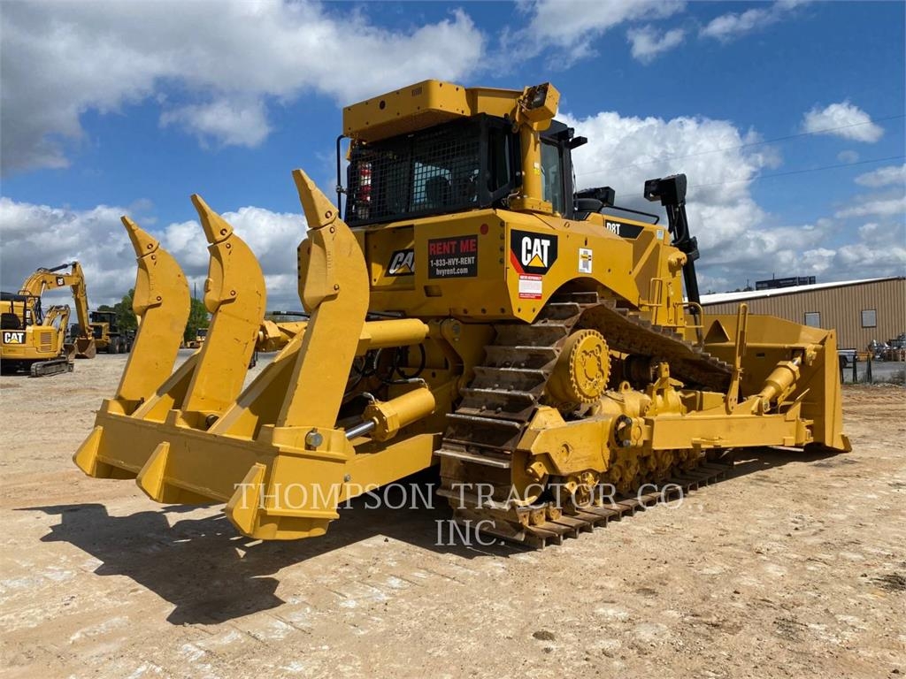 Caterpillar D8T