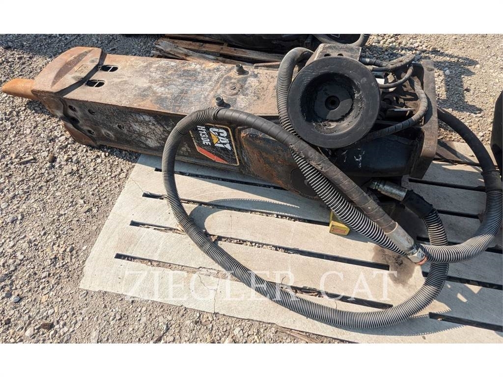Caterpillar H130E S HYDRAULIC HAMMER - martello - Attrezzature Da ...