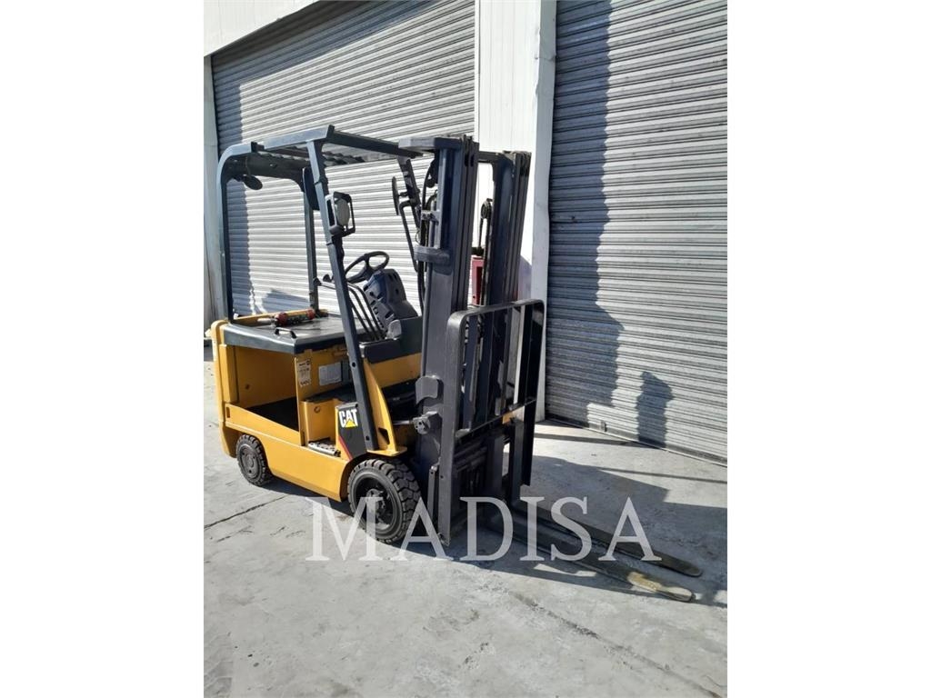 Caterpillar LIFT TRUCKS E3500-AC