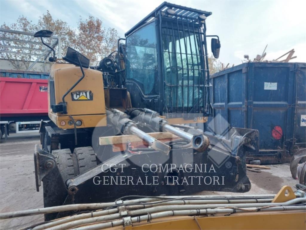 2018 Caterpillar MH3024 For Sale - - | Cat Used