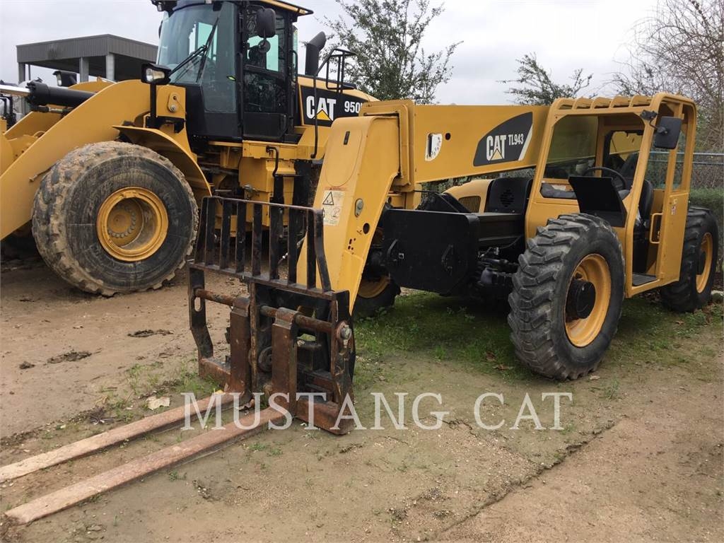 Caterpillar TL943 - telehandler - Construction - CATERPILLAR WORLDWIDE