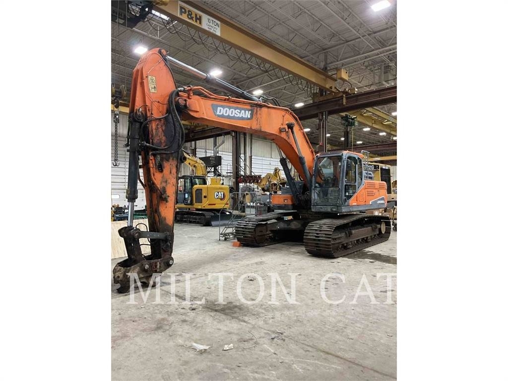 2016 Doosan DX300LC For Sale - - | Cat Used