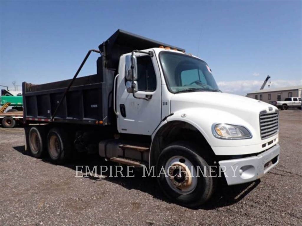 Freightliner M2 106 - camions citerne a eau - Transport - CATERPILLAR ...