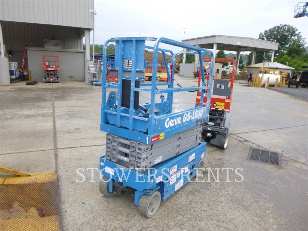 2017 Genie 1930E For Sale - 4,165 USD | Cat Used