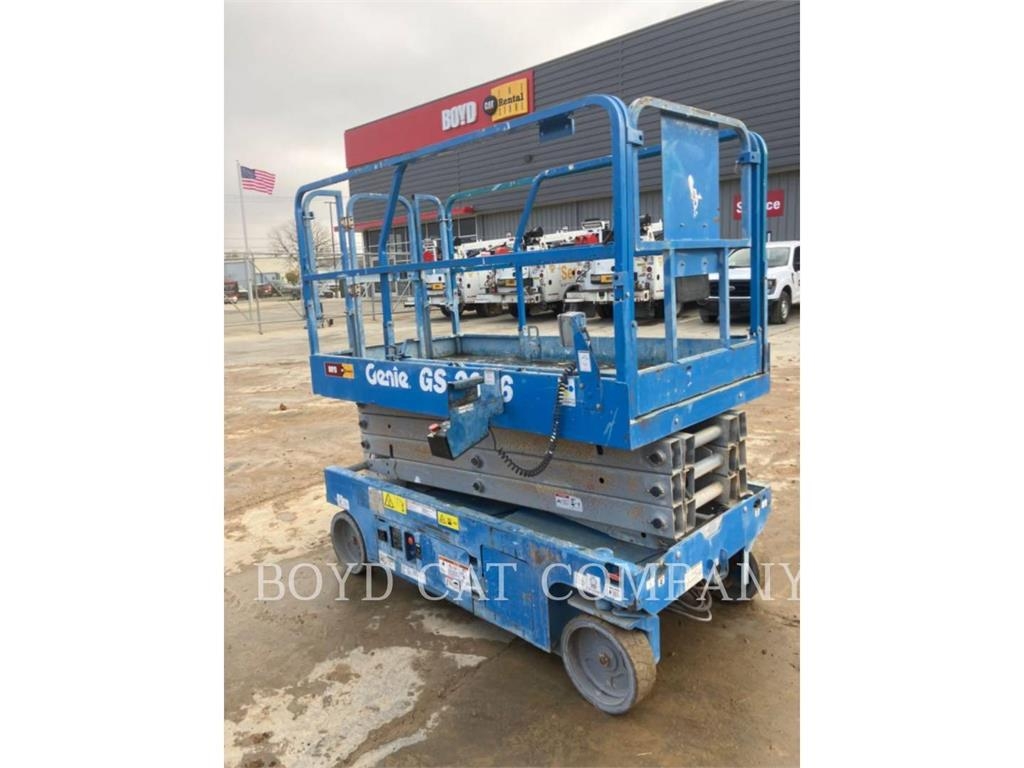 Genie GS2646 G84 - sollevatori a pantografo - Attrezzature Da ...