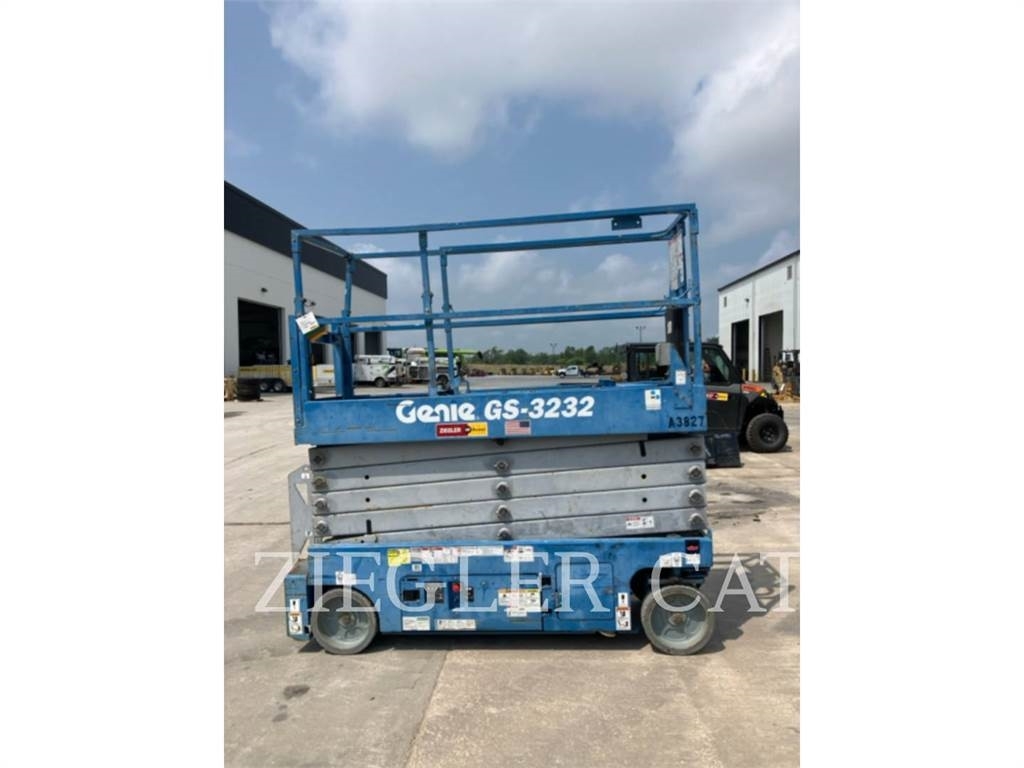 2015 Genie GS3232 For Sale - 9,000 USD | Cat Used