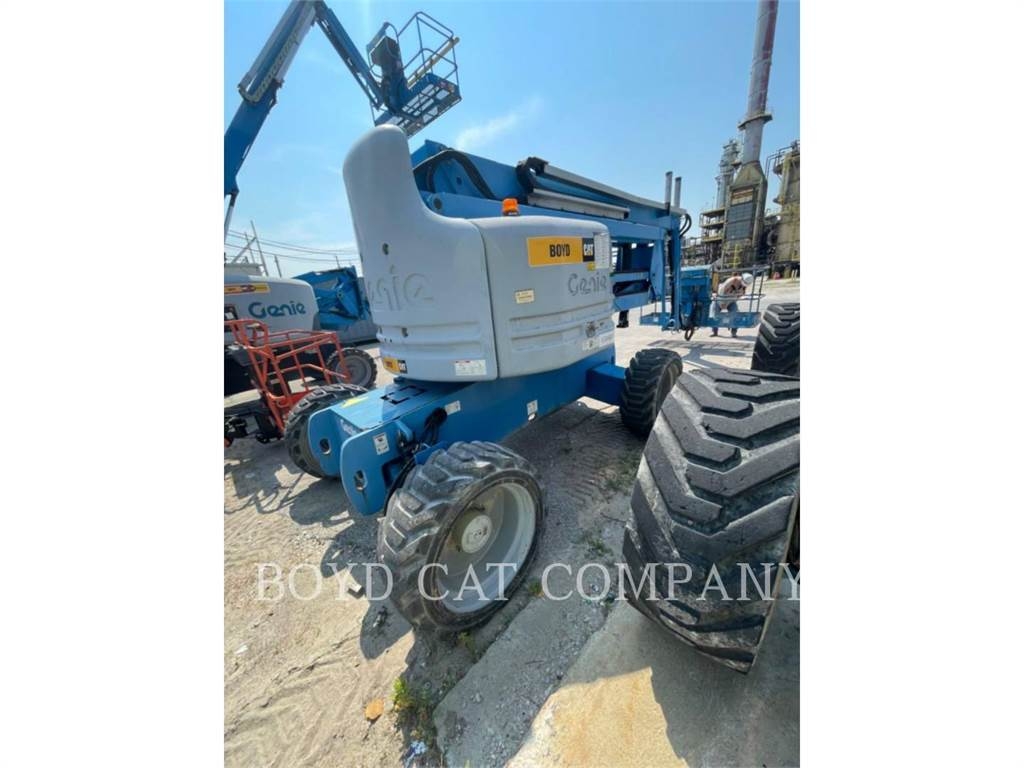 Genie Z60/34 4WD G84 - Plataforma de trabajo articulada - Construcción ...