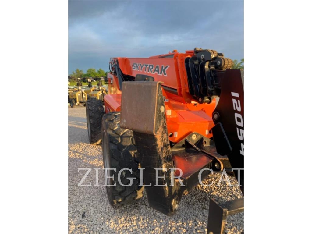 JLG 12054