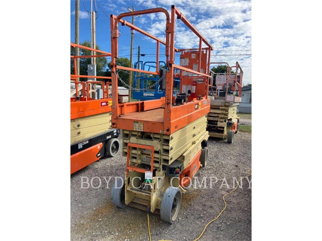 2017 JLG GS2632ES JLG For Sale - 7,643 SGD | Cat Used
